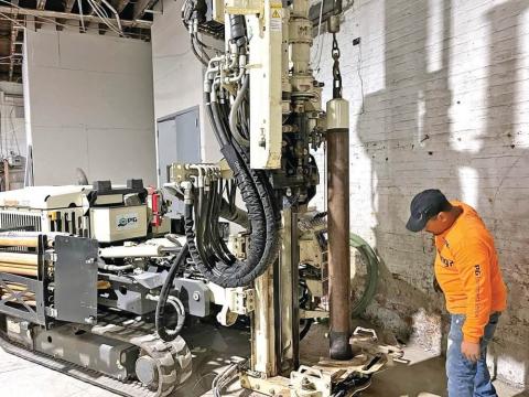 Compact Rigs for Mud Rotary Drilling Method | Geoprobe Systems®