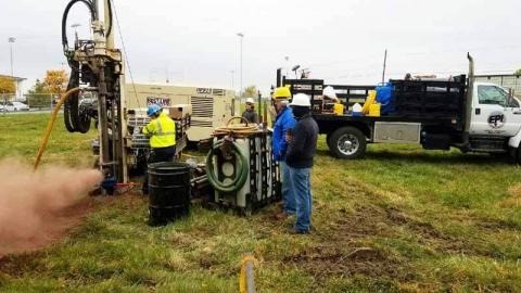 Two Thumbs Up For Air & Mud Rotary with 7822DT | Geoprobe®